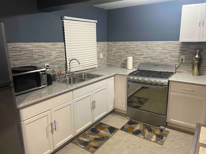 “The Sherry” Full Kitchen - Freeport