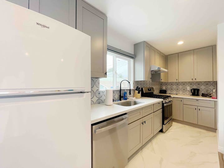 Newly Remodeled Stylish 2beds2bath Tiny House - Arcadia, CA