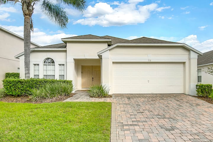 Spacious 4br Home-private Pool-wifi-near Disney - Davenport, FL