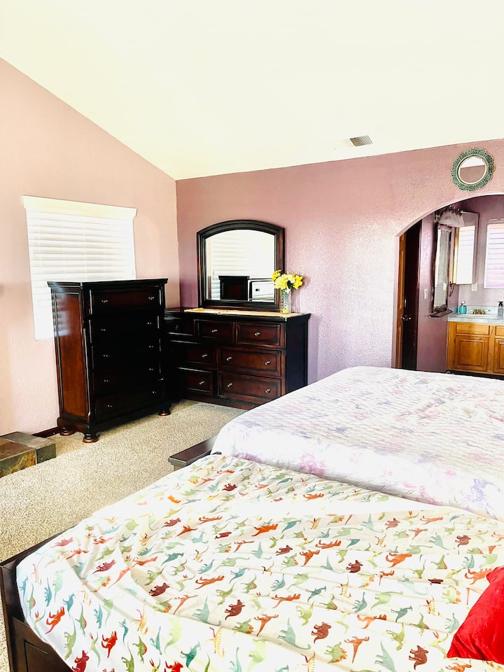 Panoramic Bay Views & Fireplace | Hillside Retreat - Castro Valley, CA
