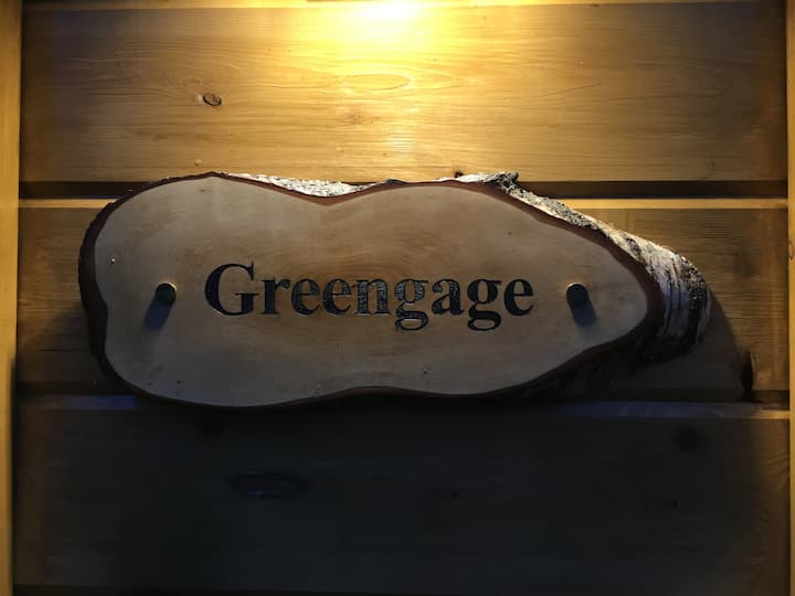 Greengage: A Quiet, Beautiful Cotswold Log Cabin - Chipping Campden