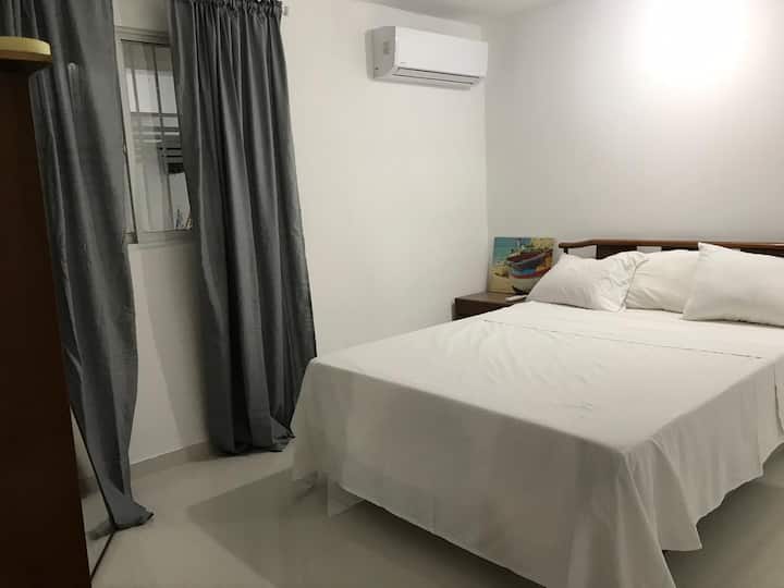Apt. Moderno,comodo, Ac, Wifi, Cable Y Parqueo 3-1 - Santo Domingo