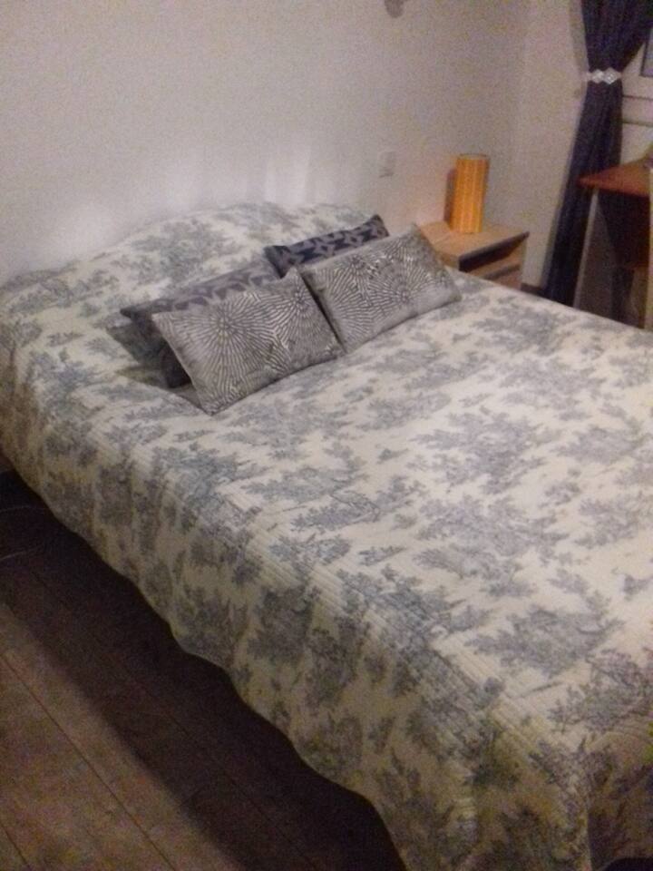 Chambre Tout Conford, + Petit Déjeuner - Montargis