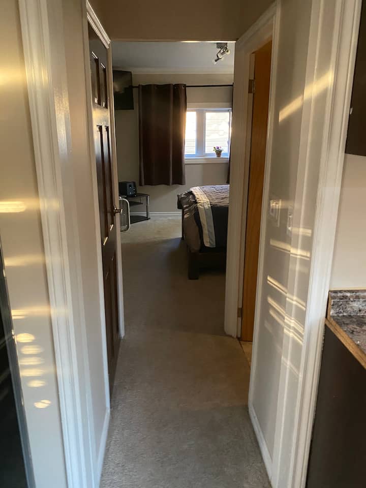 Self Contained Studio Efficiency- Very Private - Peterborough, ON, Canada