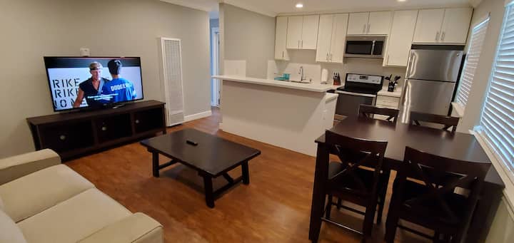 Cozy "Newly Remodeled, West Valley 1 Bedroom Apt" - Cupertino, CA