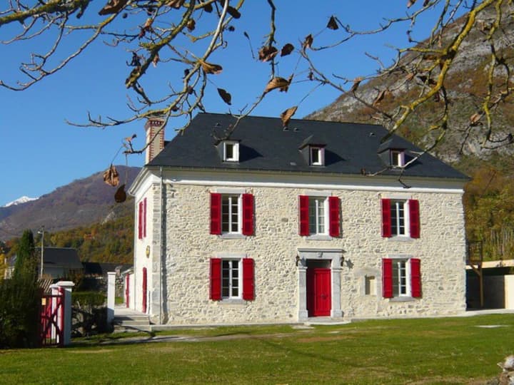 Charmant Grand Gîte Pyrénéen Pour 15 - Argelès-Gazost
