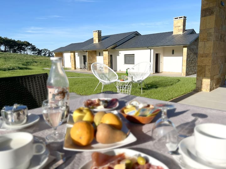 Apartamentos & Family Suites En Asturias - Navia