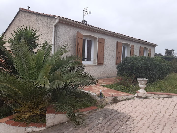 Haut De Villa. - La Crau