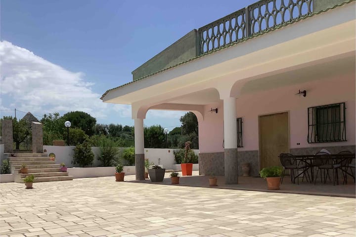 Villa Rosa | Stunning Home With Large Private Pool - Ceglie Messapica