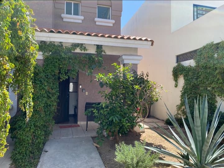 Zona Dorada Exclusiva A 10 Min De Garita Nvo. Mex - Mexicali