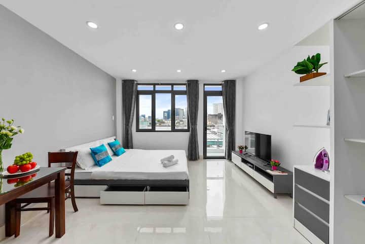 Studio For Travel /Fast Wifi To Work In Binh Thanh - Ho Chi Minh-staden
