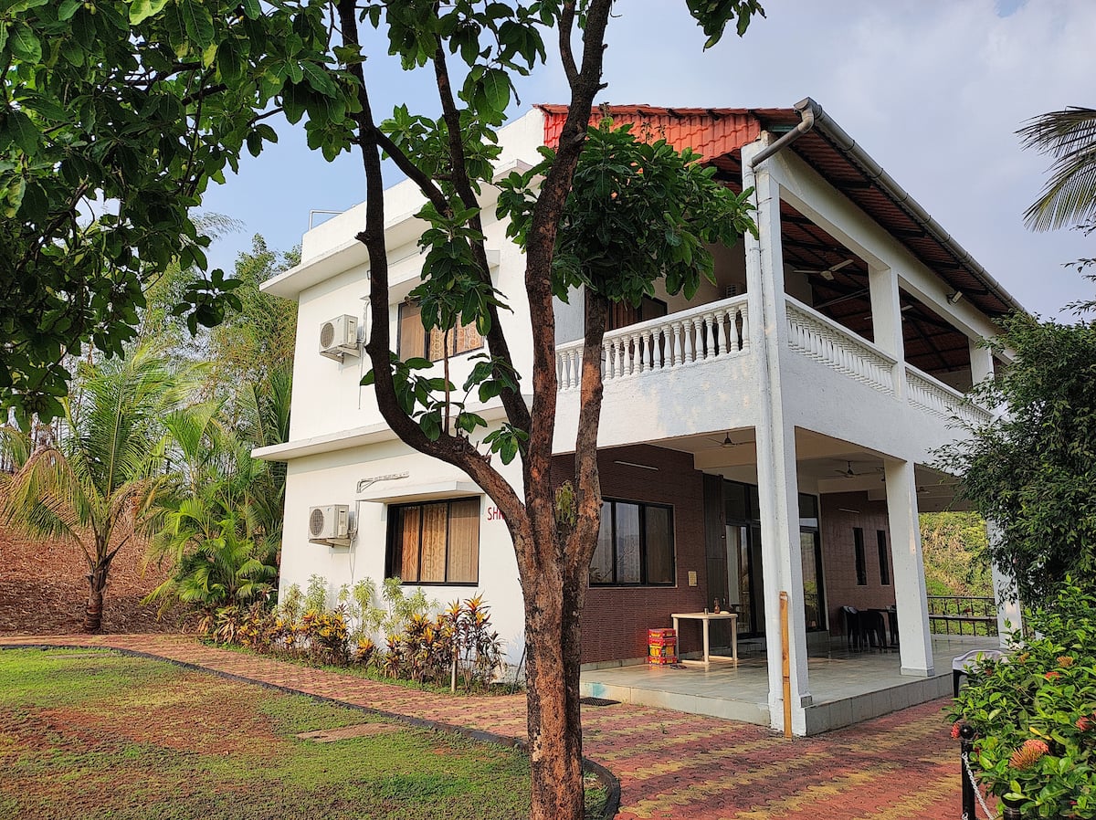 Lonavala Farmstay Holiday Rentals - Maharashtra, India | Airbnb