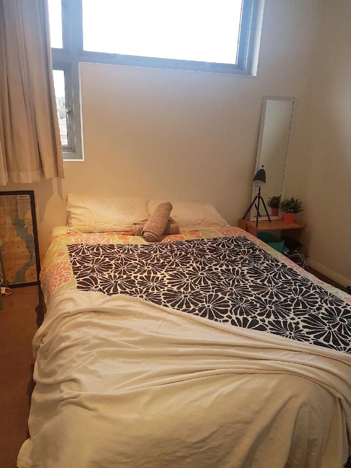 Bright And Airy Room In A Lovely Apartment - Randwick