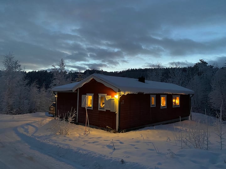 Mysig Rymlig Stuga Nära Sälenfjällen, Inkl Städ - Suède