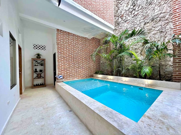 Super Luxury 10 Br House W/ Pool & Jacuzzi - Cartagena