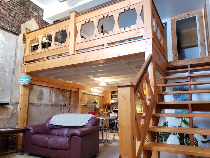 Cozy Loft By The Sea - Surfside Beach, TX