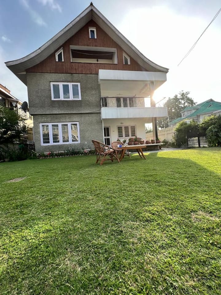 Cherry Villa- Amalia Homes - Srinagar