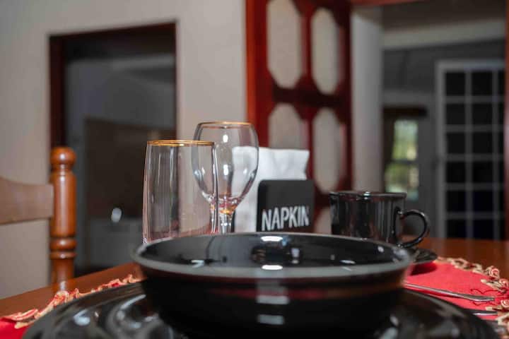 Embassy Suite 1 Bedroom Bed&breakfast - Belmopan
