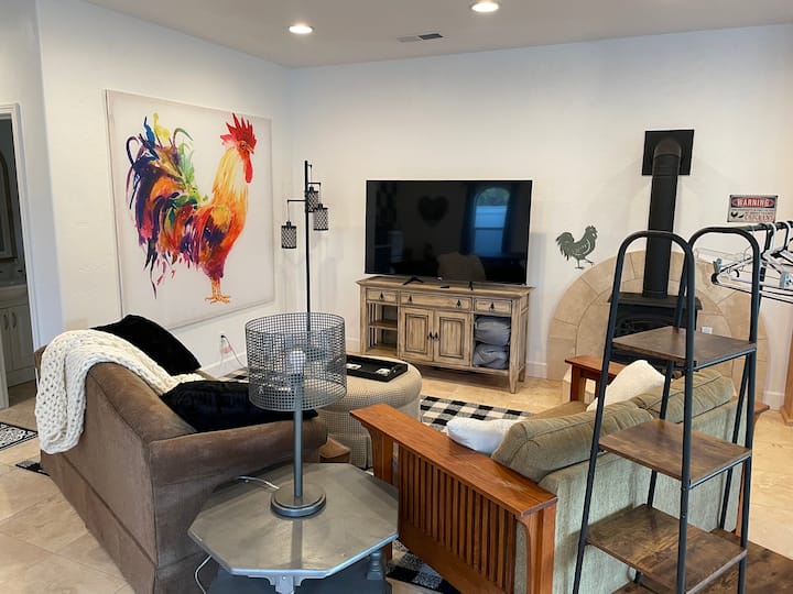 The Funky Chicken - Hot Tub - Bbq - Sleeps 4 - Yosemite National Park, CA