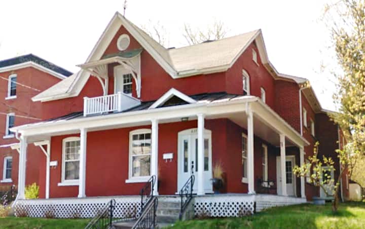 Le Sherbnb - Sherbrooke