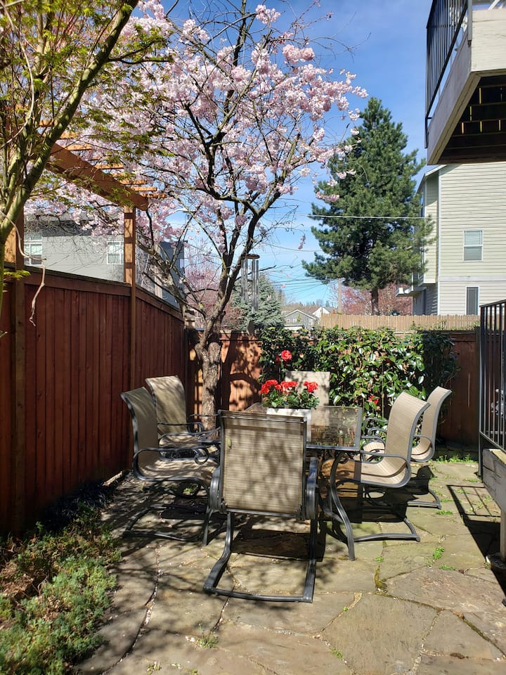 Quiet Private Room In Central Seattle - Seattle, WA