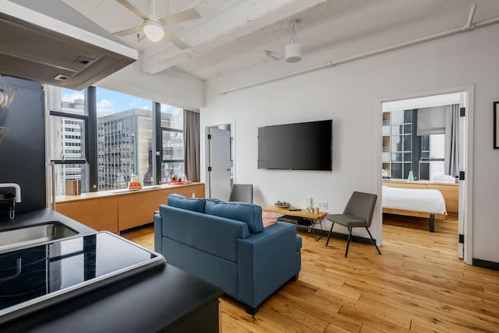 4 Bedroom Gourmet Apt | Placemakr Wall Street - Jersey City, NJ