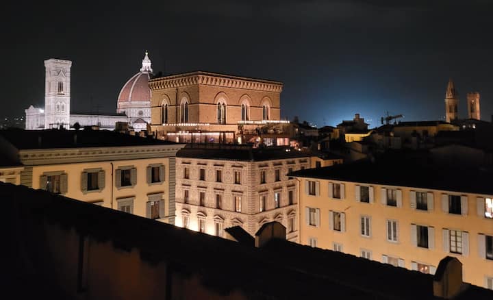 Attico Con Terrazza E Vista Nel Cuore Di Firenze - Florencia