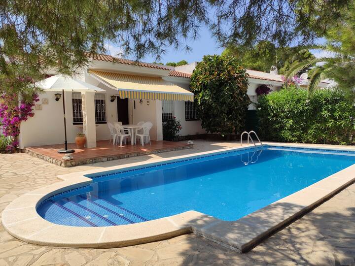 Chalet Cerca Del Mar Con Piscina Y Jardín - L’Ametlla de Mar