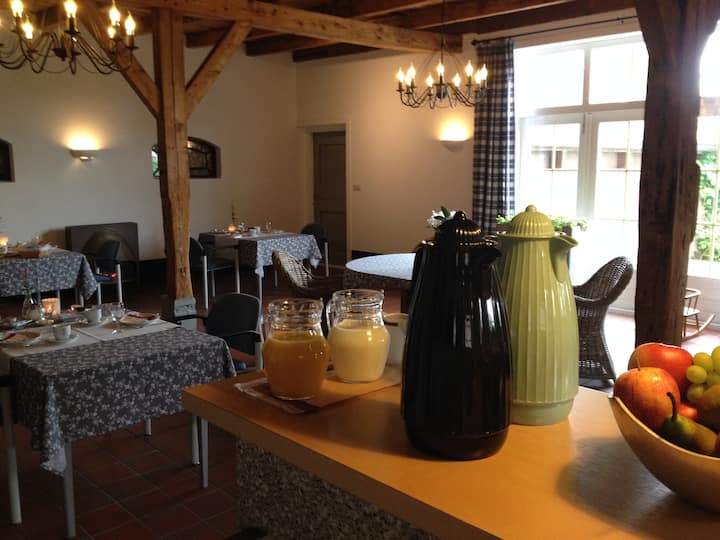 Studio With Terrace + Breakfast At B&b Pax Tibi - Reeuwijk
