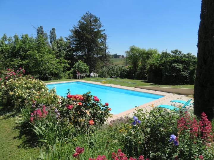 Suite Proche Lyon Et Beaujolais B&b  "As De Coeur" - L'Arbresle