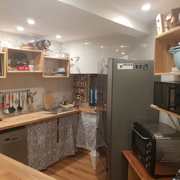 Habitación En Granada. 10 Minutos Del Centro. - Granada