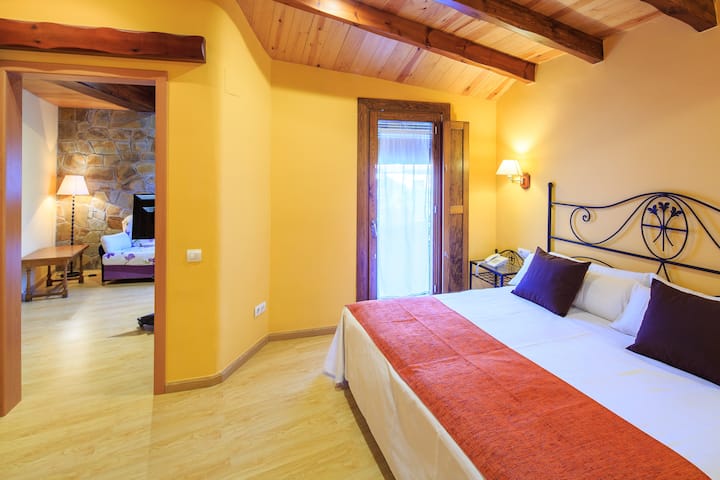 Hotel Ripoll***, Junior Suite (Max 4 Pax) - Costa Brava