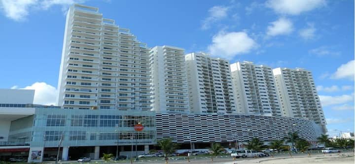 Luxury Apart, In Shopping Center Spectacular View - Cancún