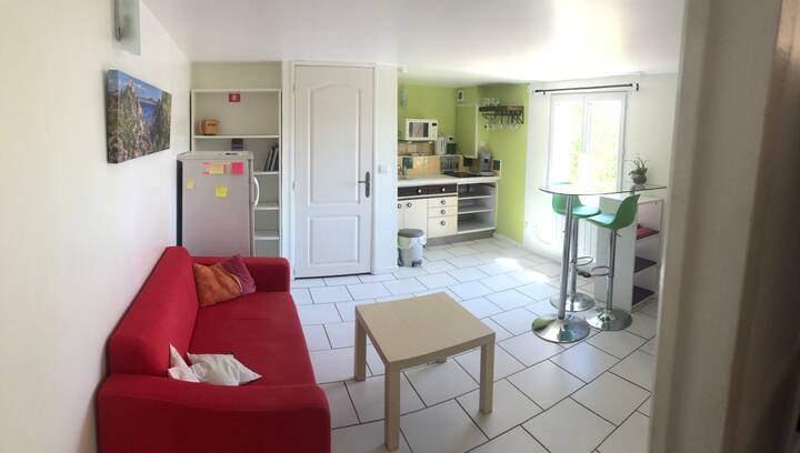 Appart Vacances En Famille Ou Déplacements Prof - Salon-de-Provence