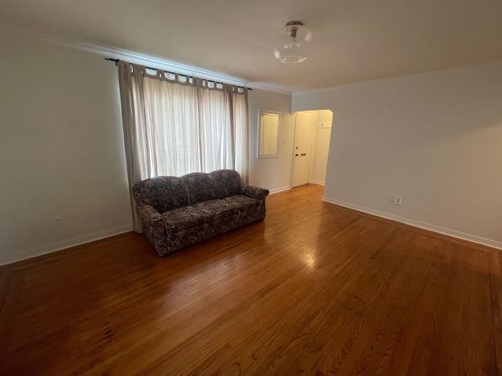 150 Best Place For The Night - Abbotsford