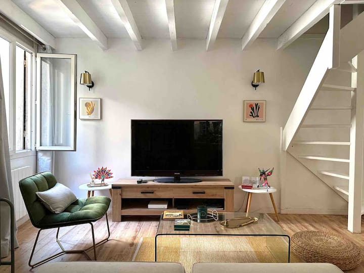 Duplex 70 M2-terrasse Privative-centre Historique - Montpellier