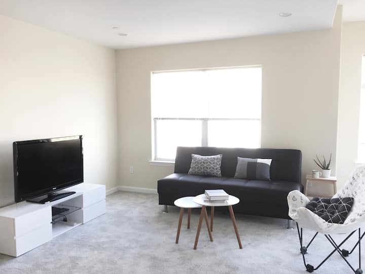 Private Bedroom Near Beach & Subway - New York City