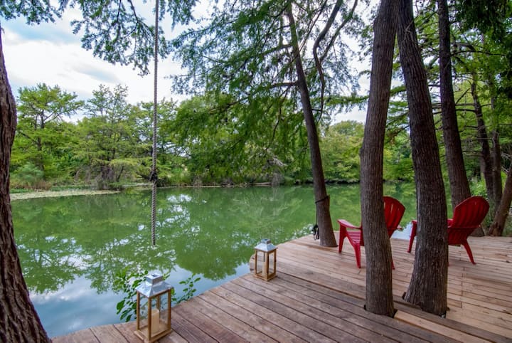 River Retreat In The Heart Of Kerrville - Kerrville, TX