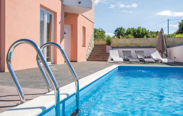 House D&e With Private Pool By  22estates - Rabac