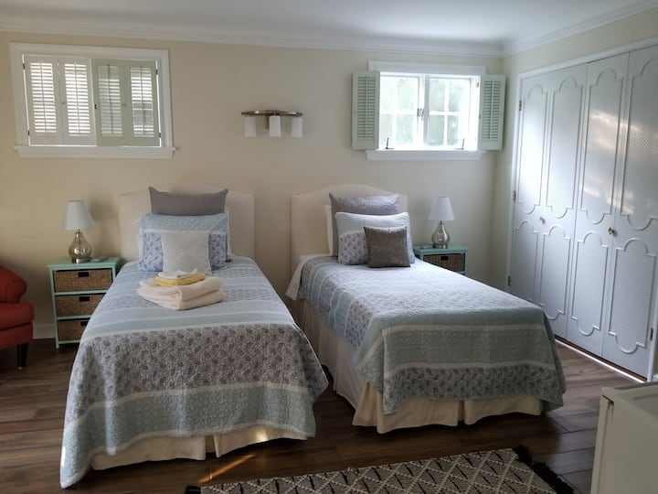 Dartmouth Master Bedroom And Private Bathroom - Dartmouth, MA