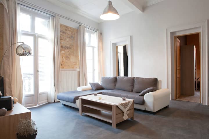Superbe T3 De 80m2 Idéalement Situé ! - Montpellier