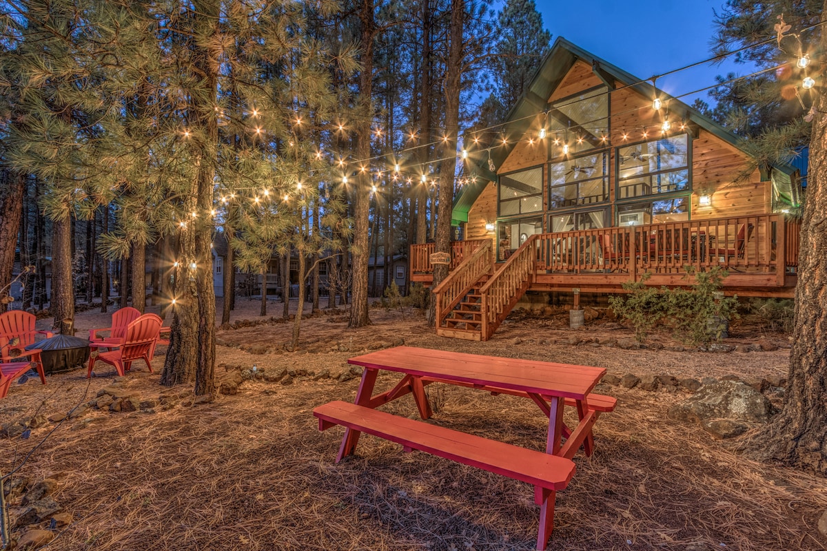 Christmas Tree Cabin- Pinetop Christmas Cabins - Cabins for Rent in ...