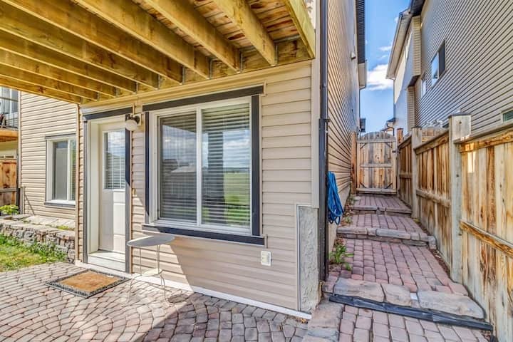 Secondary/walkout Suite- Book Now - Calgary