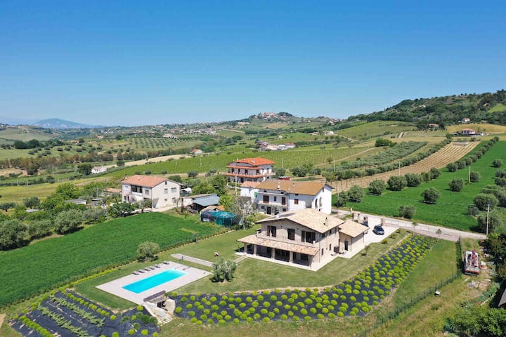 Villa Rustica Modernizzata Con Vista Incantevole - San Benedetto del Tronto