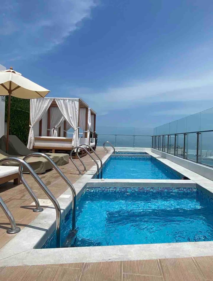 Barranco, Modern Ocean-view Loft, Pool, Jacuzzi - Lima