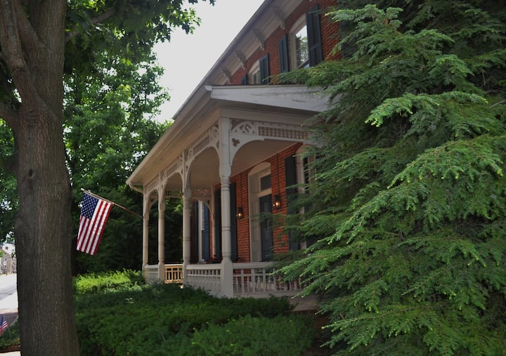 The Corner Brick - Adams County Winery, Orrtanna