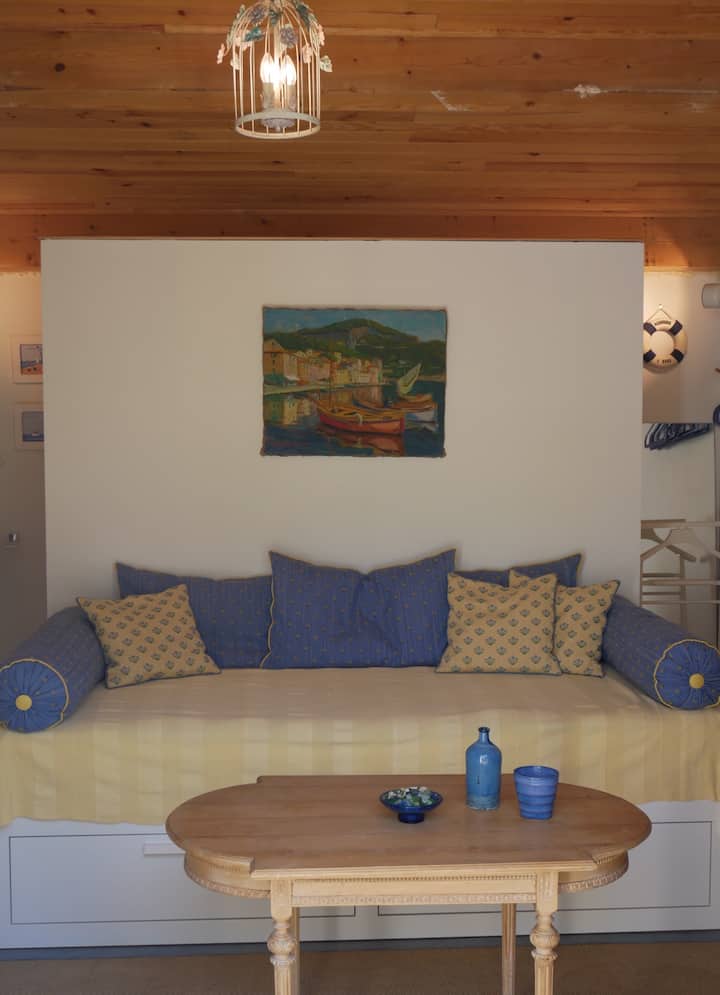 Petite Chambre Indépendante Au Bord De La Piscine - Castillon-du-Gard