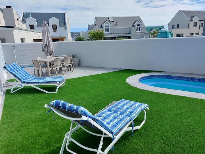 Fountain Cottage, Splash Pool. No Power Outages - Fisherhaven
