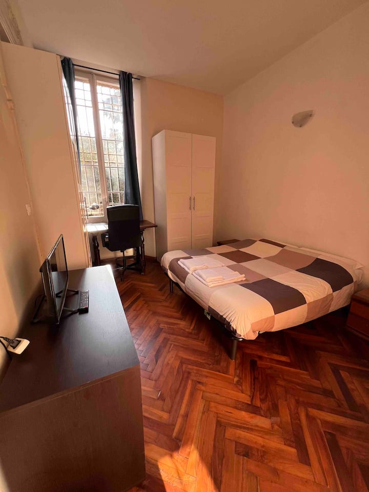 Tata Homes Standard Double Room @113 - Bologna