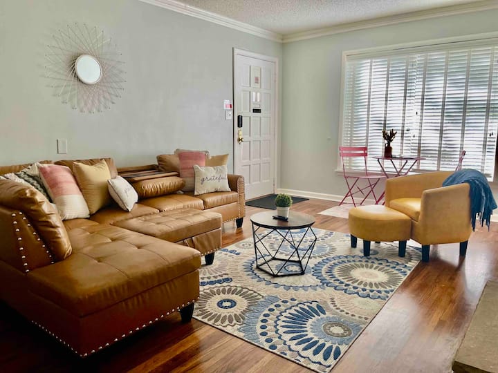 Cozy Urban Oasis - Tulsa, OK